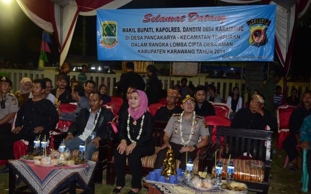 Kapolres Karawang Bersama Dandim 0604 dan Wakil Bupati Karawang ... Kapolres Karawang Bersama Dandim 0604 dan Wakil Bupati Karawang ...
